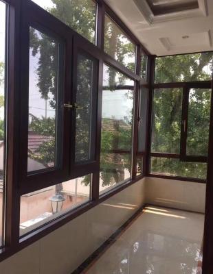 China Powder Spraying Aluminum Casement Windows with Insulation Feature in Aluminum Alloy for sale