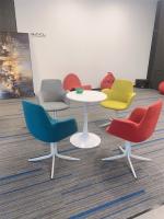 China NO Folded Office Fashion Sofa Chair with Metal Legs and Multi-color Fabric Lounge for sale