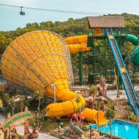 China Children's Large Water House Water Park Theme Park Fiberglass Waterslide Interesting Water Game for sale