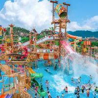 China Water House Fiberglass Water Park Combination Slides Prices Home Fountain Wet Deck for Swimming Pool for sale