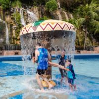 China Cartoon Water Splash Park Fiberglass Splash Pad Fountain Entertainment for sale