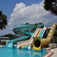 China Outdoor Water Park Equipment Custom-Size Wave Maker Fiberglass Water Slide Wave Pool Machine Swimming Pool for Sale for sale