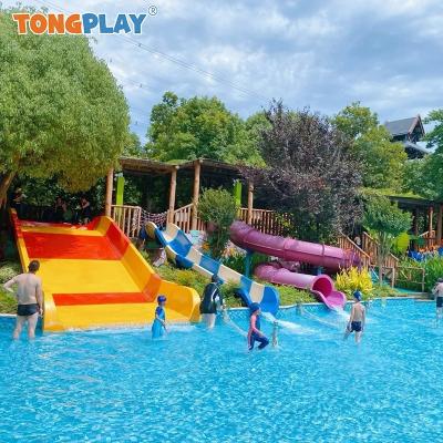 China Summer Fibreglass Pool Slide 200m2 Amusement Park Water Slide Outdoor Entertainment for sale