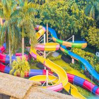 China Outdoor Kids Play Slide Water Play Equipment Fiberglass Splash Mat Long Rainbow Slide Water Park for sale