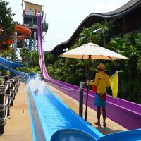 China Enjoyable Fiberglass Water Slide Manufacturers in China, Entertainment Water Slide for sale