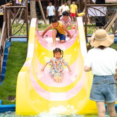 China Children's Entertainment Interest Short Track Slide High Quality Direct Sales Amusement Equipment Outdoor Parks Water Playground for sale