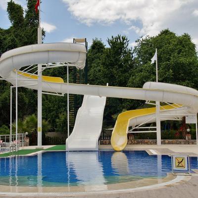 China Outdoor Water Park Playground Swimming Pool Equipment Amusement Equipment Fiberglass Slide for sale