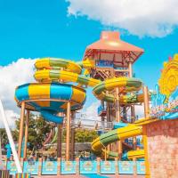 China Aqua Park Swimming Pool Slides OEM ODM Water Amusement Park Equipment for sale