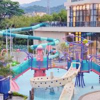 China Customized Adults Water Park Fiberglass Slide Large-Scale Amusement Park Adult Sports Equipment for sale