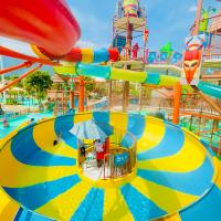 China Adult Playground Water Park Slide Playground Raft Slides Entertainment Equipment Fiberglass Water Slide for sale