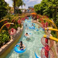 China OEM ODM Amusement Park Swimming Pool Outside Fiberglass Water Slide for sale