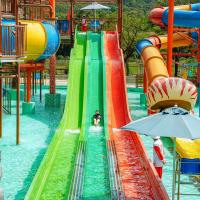China Water Park Swimming Pool Amusement Water Fun Equipment Fiberglass Slide for Kids for sale