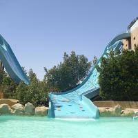 China Water Park Swimming Pool Amusement Water Fun Equipment Fiberglass Slide for Kids for sale