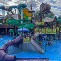 China Family Aquatic Playground Spiral Water Slide Playing Ground Water House for sale