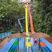 China High Quality Exciting Pool Slide Water Slide for Outdoor Park Games Water Floating Entertainment by Fiberglass for sale