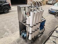 China Reverse Osmosis Seawater Desalination Device Chemical Free Desalination System for sale