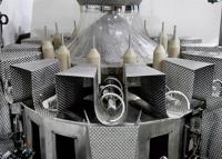 China 14 Head 50P/M Screw Feeding Multihead Weigher For Sticky Products for sale