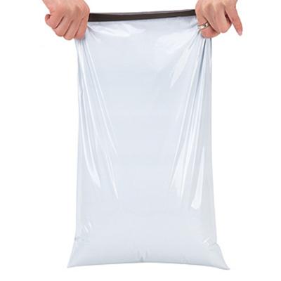 China LDPE Plastic Shipping Bags Waterproof Custom Printed Poly Mailers Moisture Proof for sale