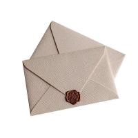 China Tear Resistant Kraft Paper Envelopes Brown / White Invitation Card Envelope For Gift Use for sale