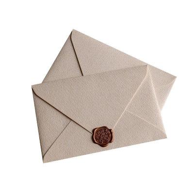 China Tear Resistant Kraft Paper Envelopes Brown / White Invitation Card Envelope For Gift Use for sale