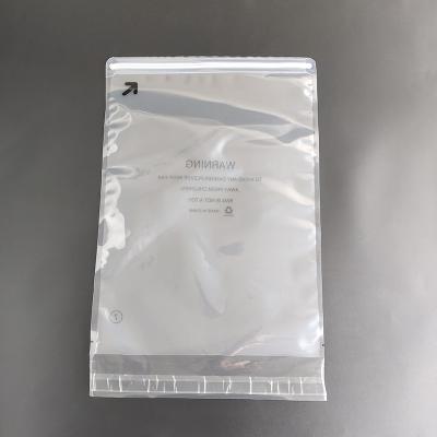 China Waterproof CPE Plastic Bags Biodegradable Custom Packaging Bags For Clothing for sale