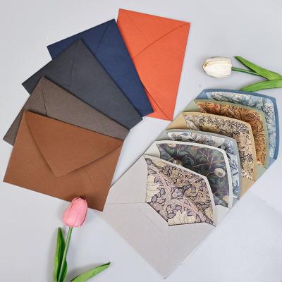 China Colored Kraft Wedding Envelopes Business Craft Paper Envelopes Tear Resistant for sale