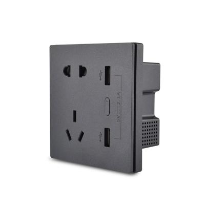 China Zigbee Smart Wall Socket 250V 10A with Dual USB Charging Ports for sale