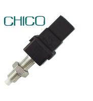 China M10x1.25 Brake Light Switches For 1953659 25320-01B00 1240552 FORD NISSAN SUBARU for sale