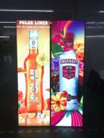 China Portable LED Poster Display Floor Style 1200 cd/m² Brightness with 100000 Hours Lifespan for Shopping Mall Advertising for sale