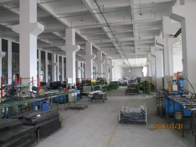 China 175M2   Best Sell  Wholesale Square Big Jumping Park  Indoor Trampoline with Foam Pit for sale