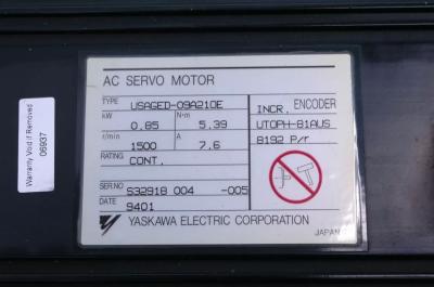 China USAGED-09A210E Yaskawa 0.85kw Servo Drive 3 Phase Servo Motor for sale