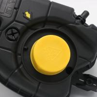 China BMW G30 Coolant Reservoir Expansion Tank OE 17138610656 For 323 Ci Engine Replacement for sale