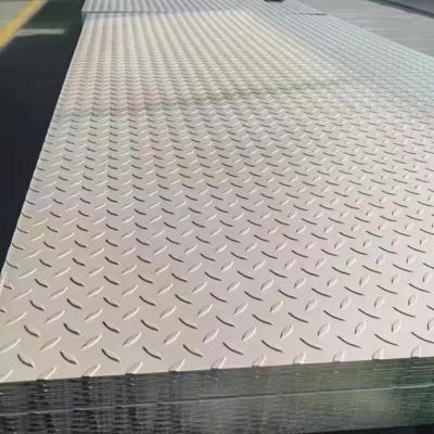 China AISI304 Rice Patteren Anti-slip Stainless Checker Plate 2.0 - 8.0mm for sale