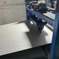 China AISI304 AISI316L AISI2205 SS Checker Plate for sale