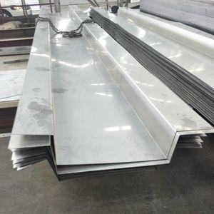 China 6m Length Custom Process Corrosion Resistant Stainless Steel Gutter System for Harsh Climates for sale