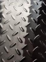 China 304 Stainless Steel Checkered Plate with Anti Slip Surface and Hot Rolled Technique for sale