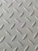 China 304 Stainless Steel Checkered Plate Diamond Plate Anti-Slip Hot Rolled for Industrial Use for sale