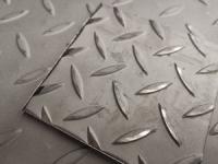 China 304 Stainless Steel Checkered Plate Hot Rolled Anti-Slip for Industrial Flooring for sale