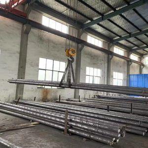 China Cold Drawn 316L Stainless Steel Round Bar with Bright Surface and Diameter 4-300mm for sale