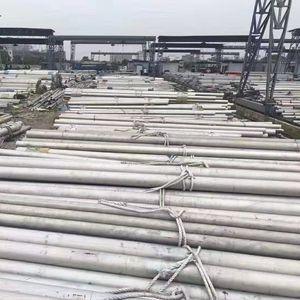 China Small Diameter 316L Stainless Steel Seamless Pipe with Cold-Drawing Technique and Polished Surface for Corrosion Resistance for sale