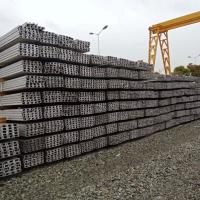 China Hot Rolled Stainless Steel Channel Bar and Angle Bar with Bright Surface Treatment in 30*30-100*100mm Sizes for sale