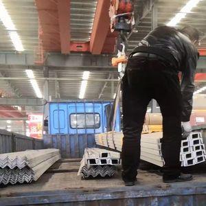 China Hot Rolled Bright Surface Stainless Steel Angle Bar and Channel Bar in 30*30-100*100mm Sizes for sale