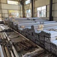 China Hot Rolled 201 304 316L 310S 2205 Stainless Steel Angle Bar 30*30-100*100 Equal Angle SS Bar for sale
