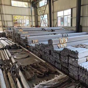 China Hot Rolled 201 304 316L 310S 2205 Stainless Steel Angle Bar 30*30-100*100 Equal Angle SS Bar for sale