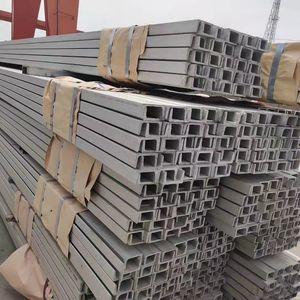 China Hot Rolled Bright Surface Stainless Steel Angle Bar 30*30-100*100 SS Angle Bar for sale