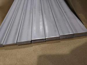 China Hot Rolled Stainless Steel Flat Bar with Polished Surface and Width 10-600mm for sale
