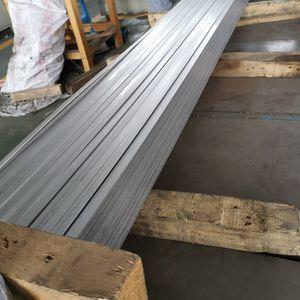 China Hot Rolled Polished Surface Stainless Steel Flat Bar with Width 10-600mm for Industrial Applications for sale