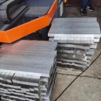China Hairline Finishing 304 316L Stainless Steel Flat Bar with Cold-Drawn Technique for Handrail Applications for sale