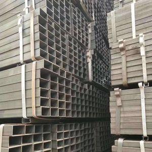China Grade 1020 1045 Seamless Steel Square Pipe with Black Surface Treatment and 30*30-500*500 Specification for sale