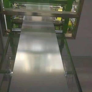 China Prime PPGI PPGL Prepainted Galvanized Steel Coil with Z40-Z275 Zinc Coating for Roofing Sheet in 1220*2440mm Specification and Long Outdoor Durability for sale